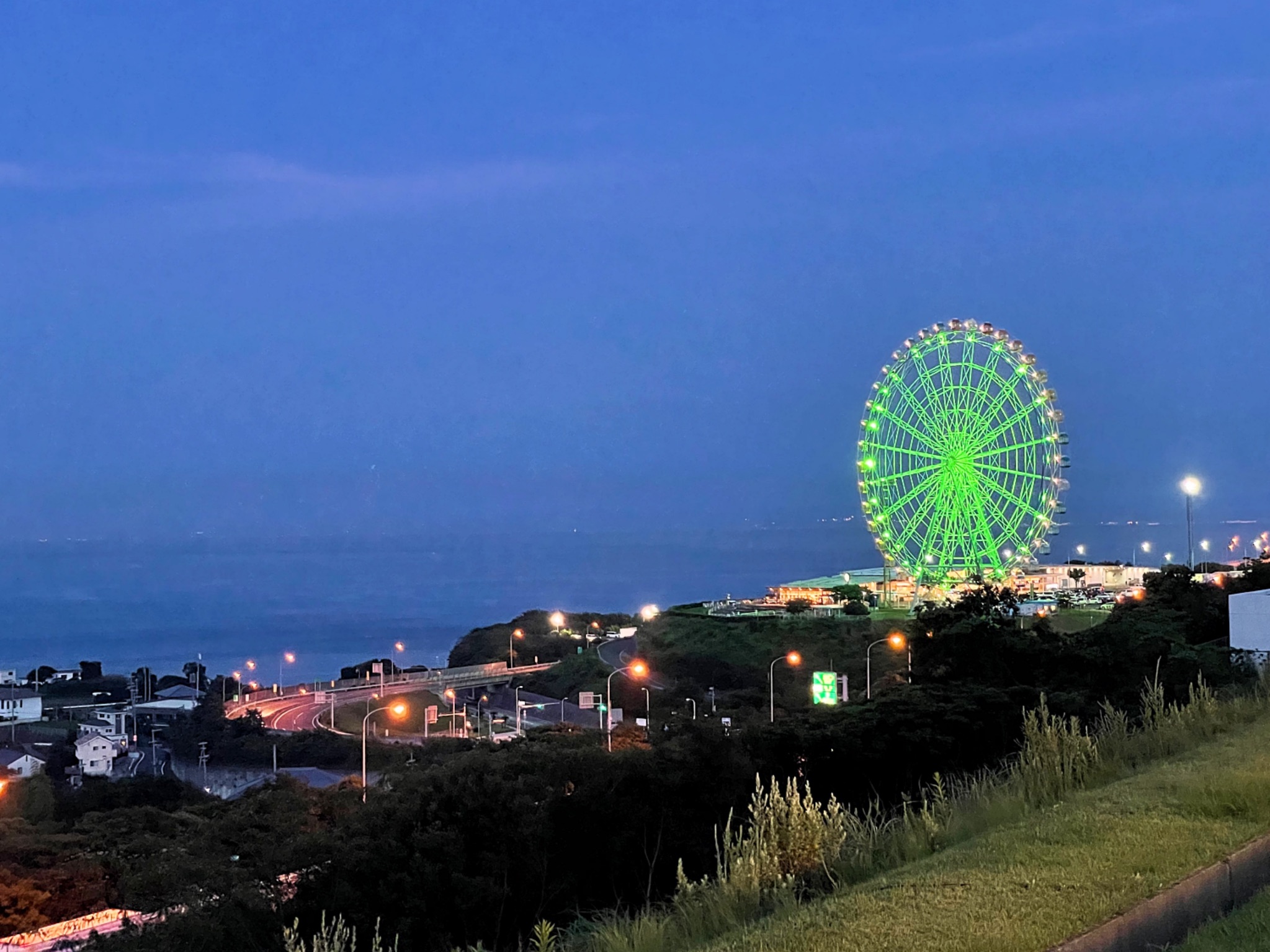 淡路サービスエリア上りの絶景スポット「ハートライトゲート」とは | Localprime【兵庫県のとっておきの体験を】