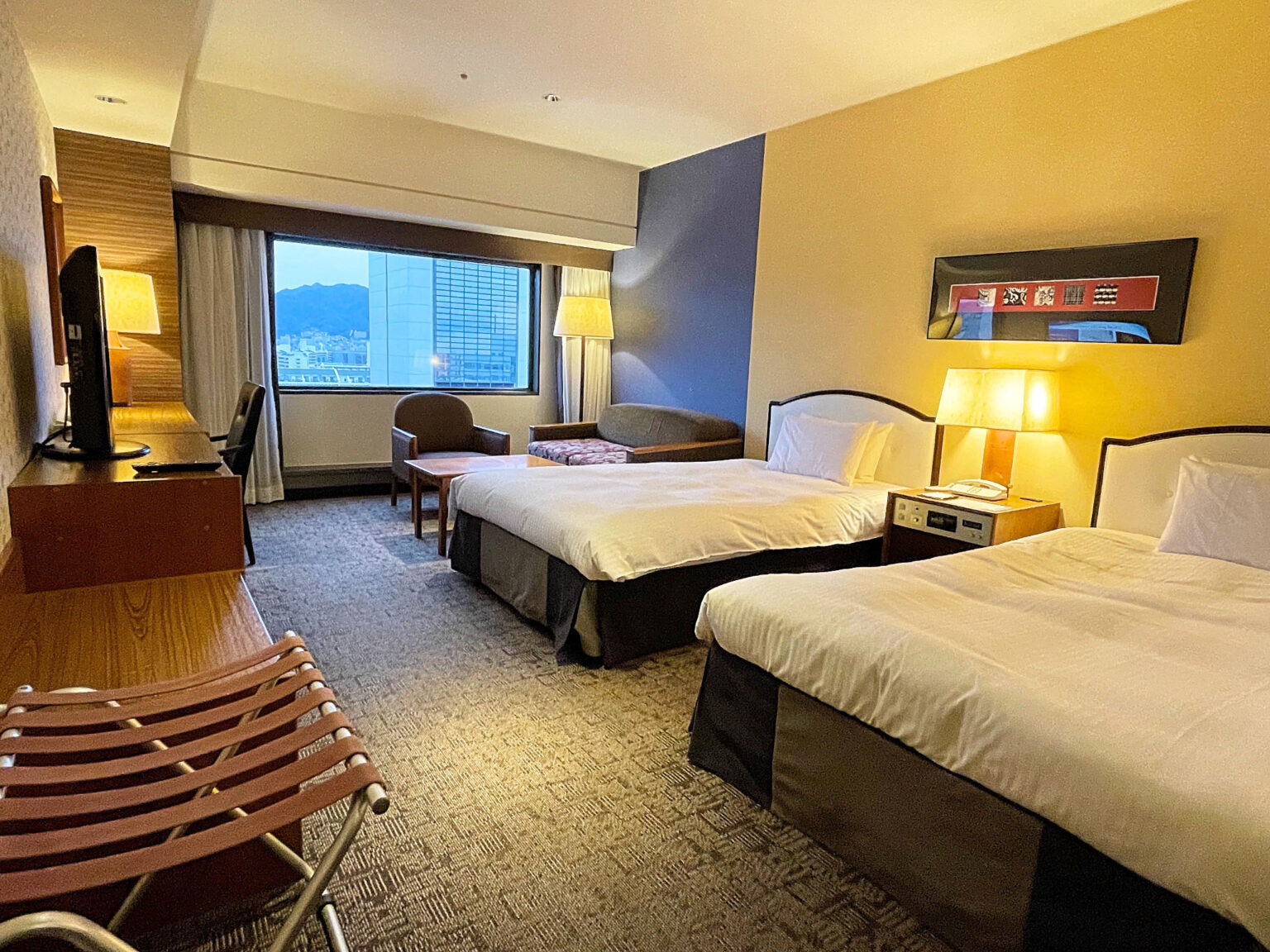 神戸の街に泊まって無料シャトルバスで有馬温泉へショートトリップ！ | Localprime【兵庫県のとっておきの体験を】